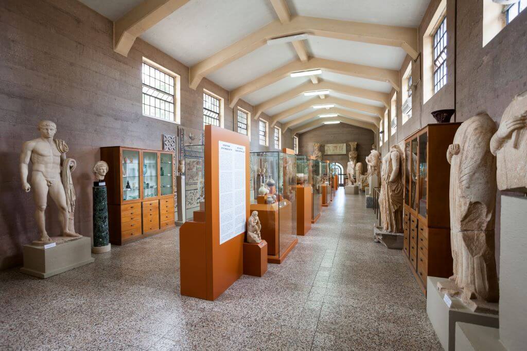 Ancient Greece Corinths All Trade Routes Ancient Greek Corinth Art ...